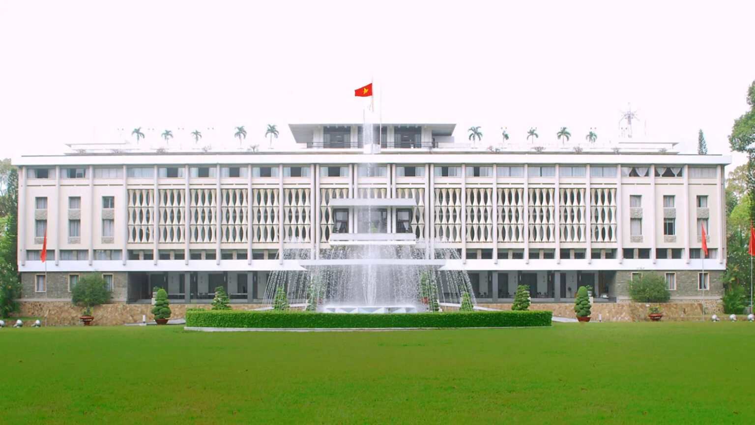 Gợi ý những điểm đến lịch sử ngày 30/04 tại TP Hồ Chí Minh - Saco Travel